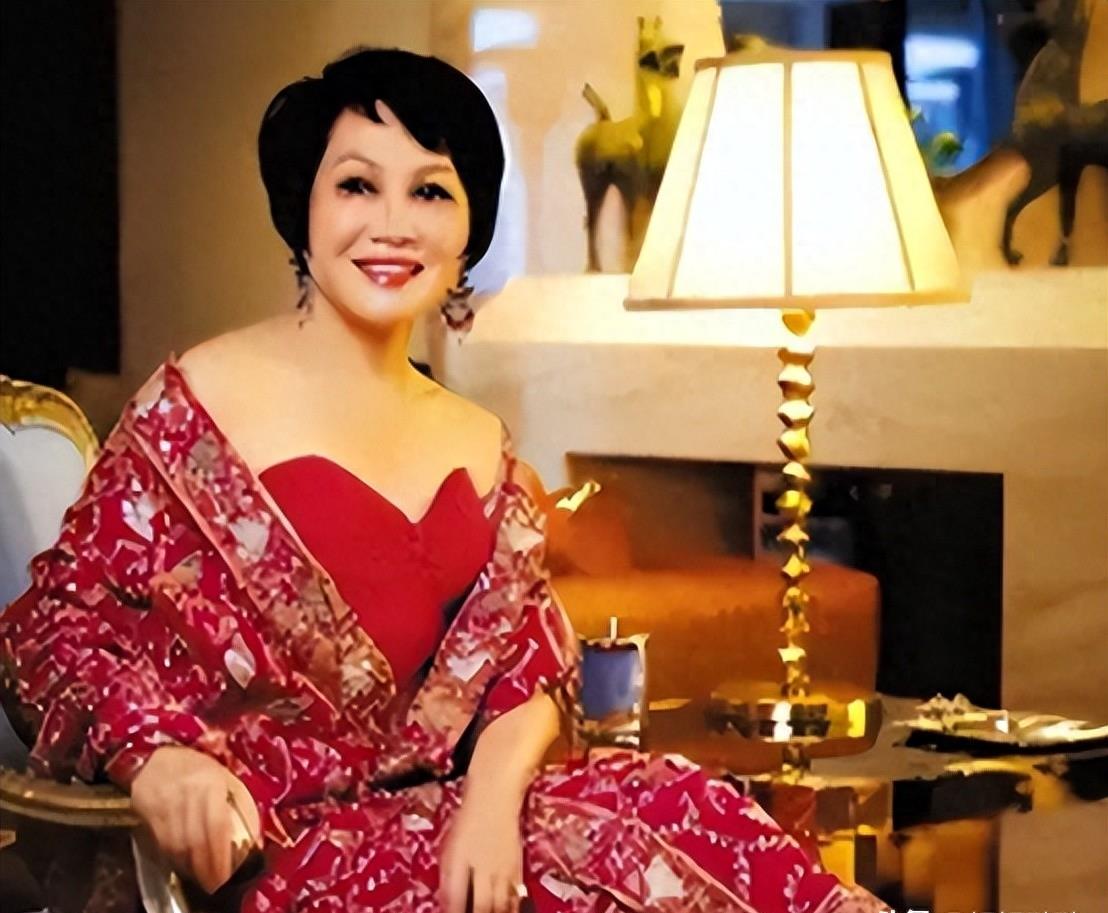 She has been sitting in the front row of the Spring Festival Gala for ...