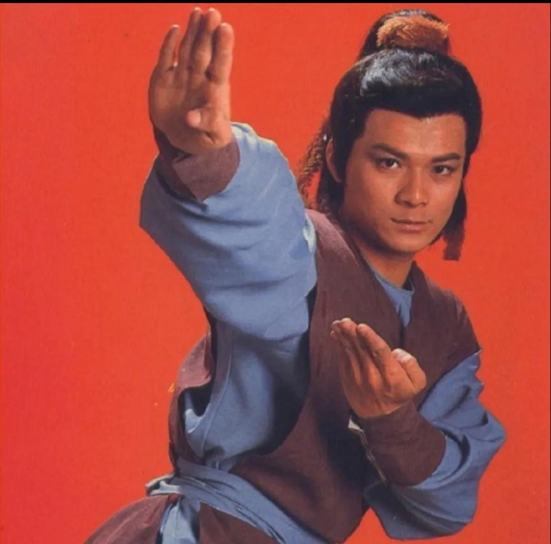 Xiao Feng and Guo Jing competed in a different-dimensional space with ...