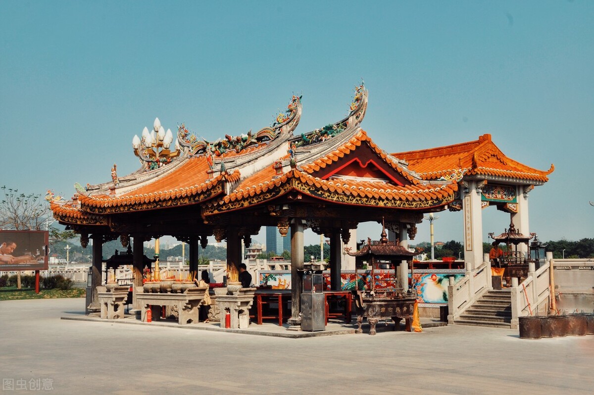 Have you taken a serious look at the exterior architecture of Qinglong ...