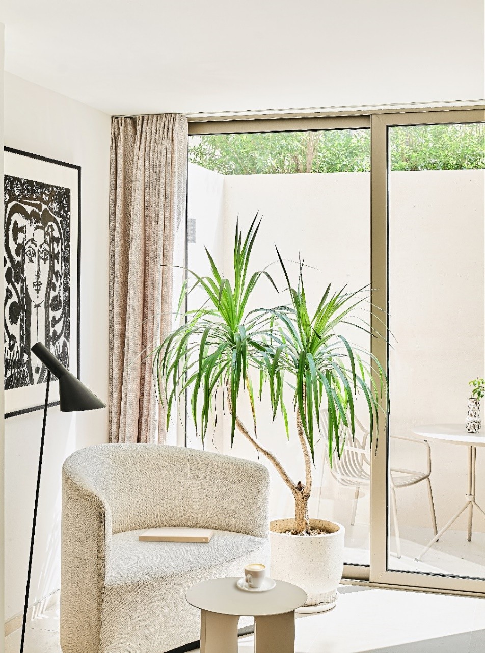 Staying at home for 1 month, in the house of Ziru, facing the warmth of ...