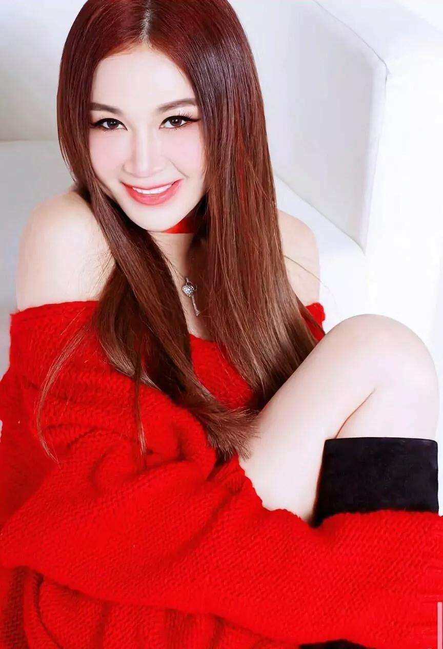 Wen Bixia, the charming and moving goddess of ageless - iNEWS