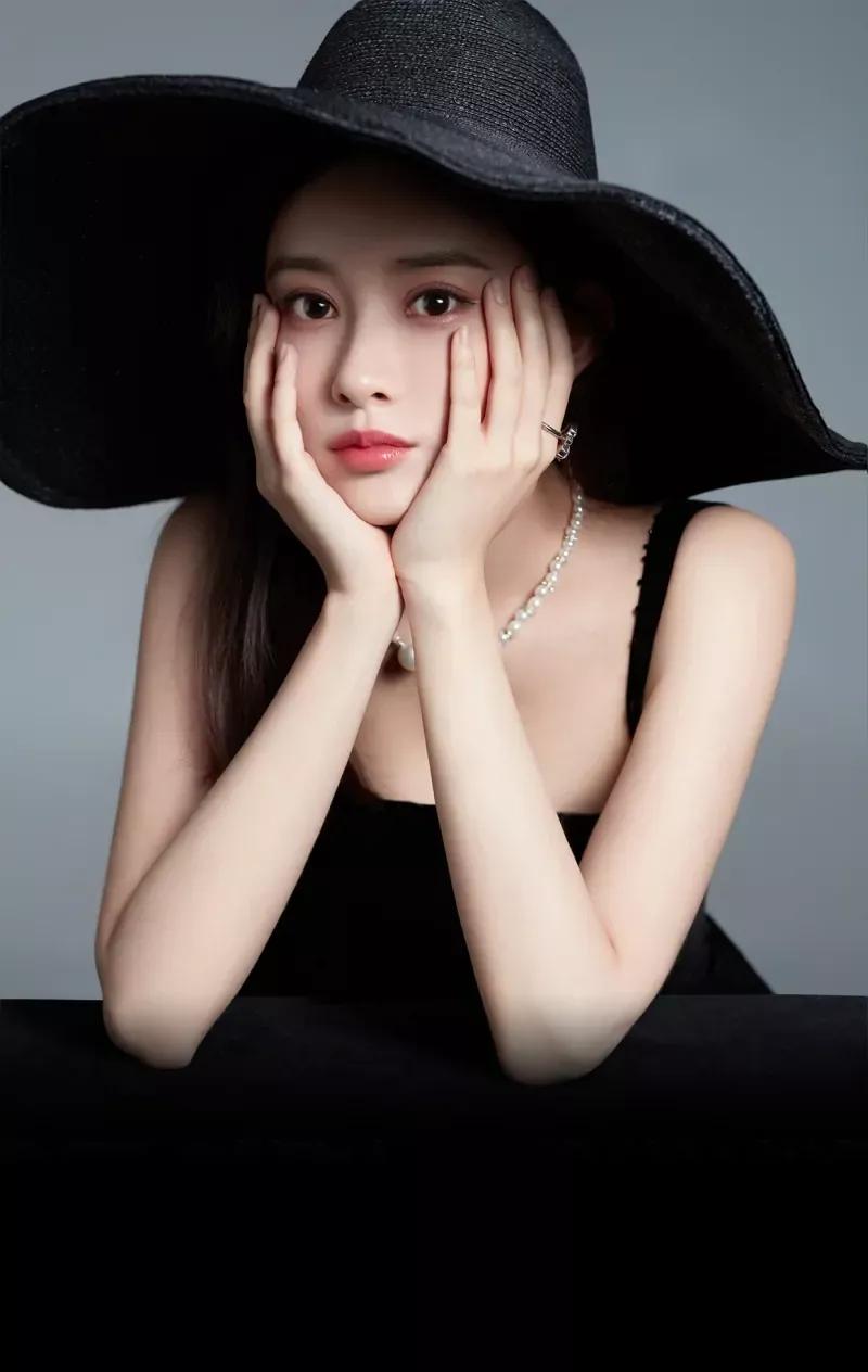 The most beautiful actor who plays Mu Nianci, Meng Ziyi is the youngest ...