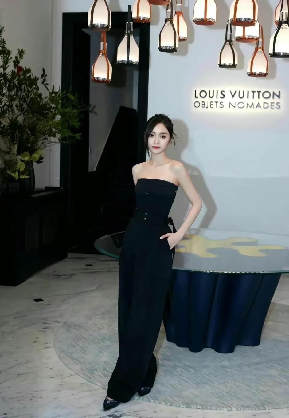 Xiaohua Wu Xuanyi, fresh and beautiful, extraordinary and charming - iMedia