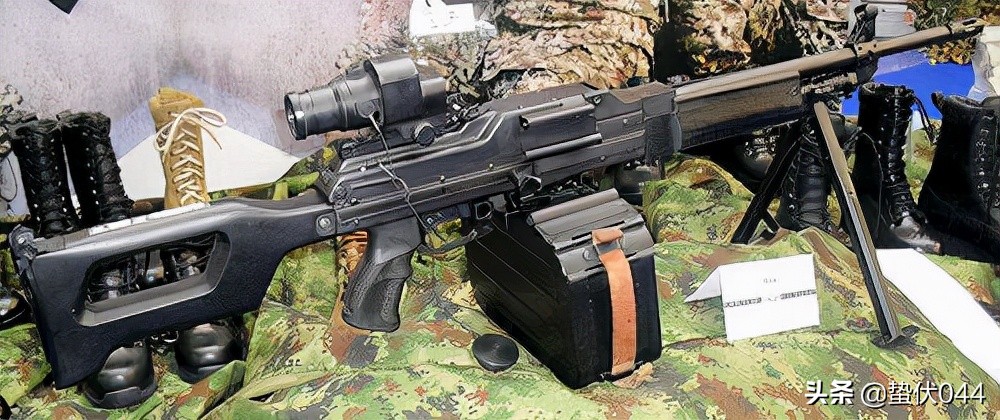 Serbian m09 10 light machine gun - iMedia