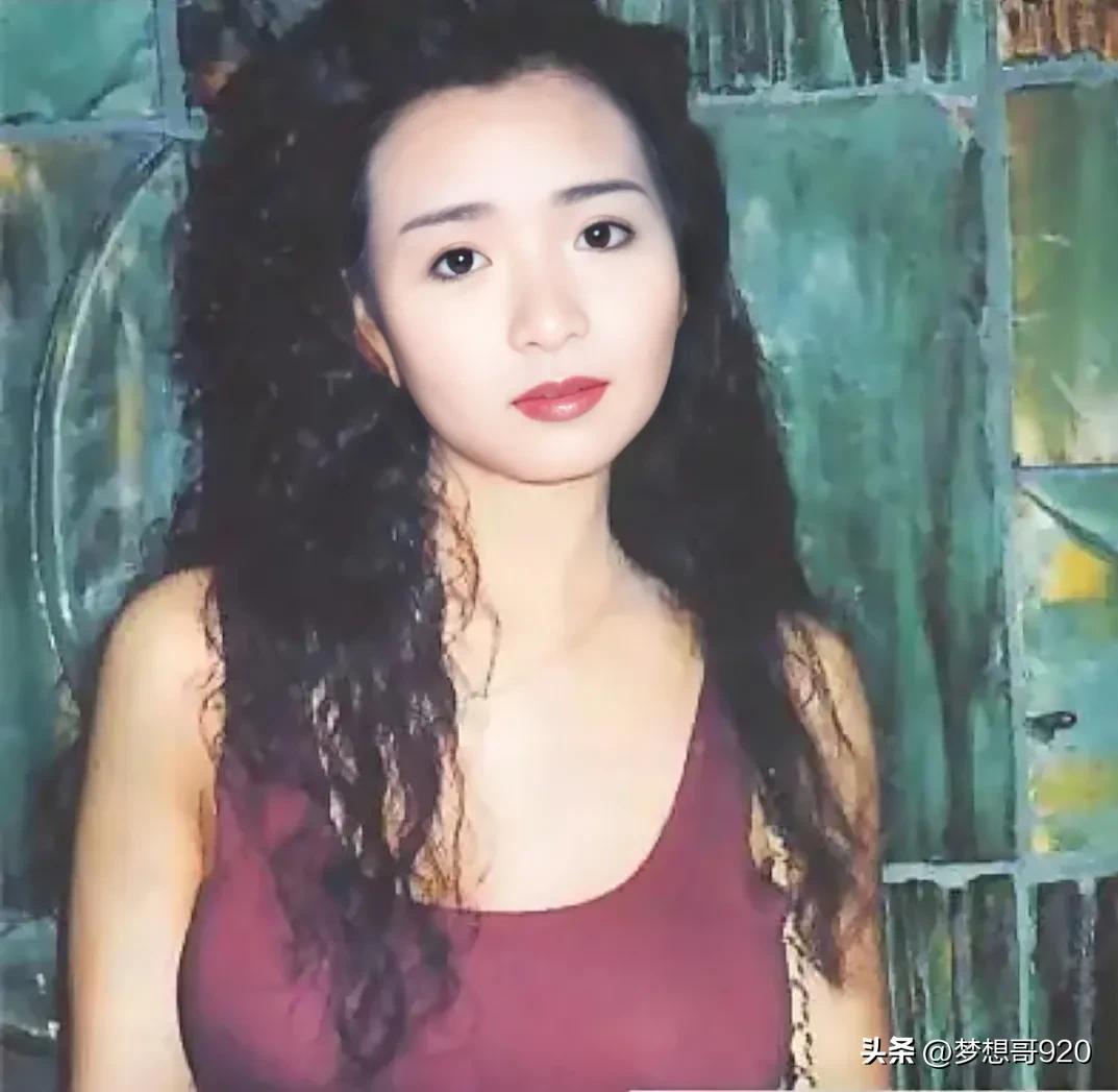 Porn star Ye Zimei is a love interest, what kind of man is so lucky - iNEWS