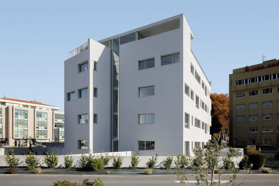 Nova Rio住宅，波爾圖：極簡幾何之美 - 資訊咖