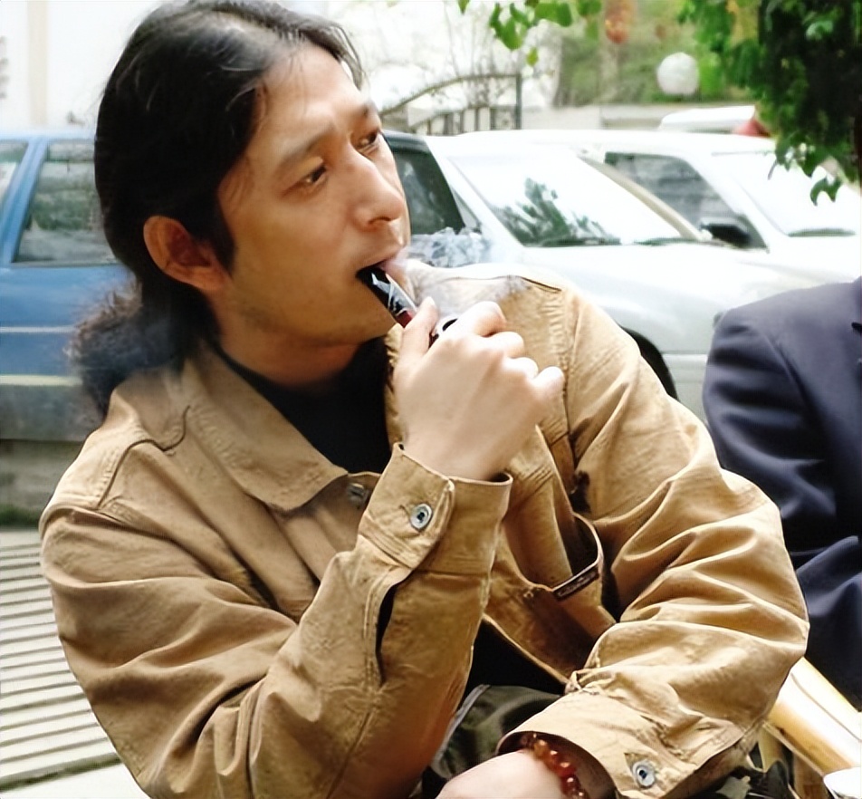 Wan Qianhui: Married 25-year-old musician Sanbao, accused of being a ...