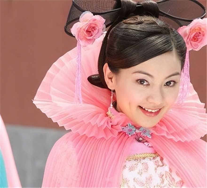 Actress Chen Xiuli, a costume goddess with a double harvest in love and ...