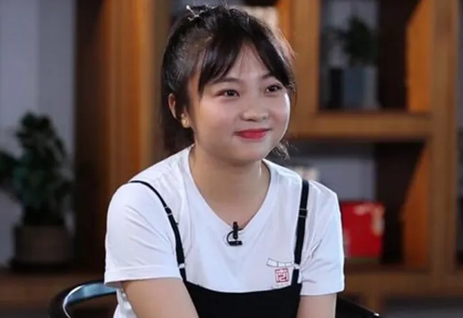 Don't feel bad for Yang Peiyi anymore, she doesn't need it at all - iNEWS