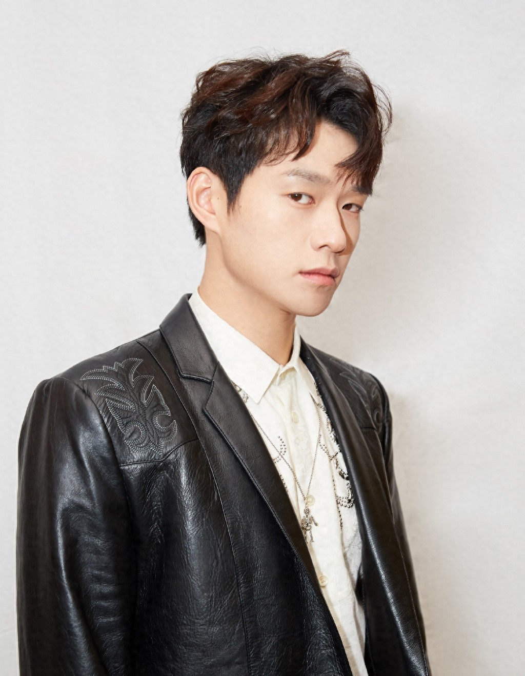 Wei Daxun plays Liu Yifei's male lead? 28-year-old Deng Wei was highly praised by Chen Sicheng ...