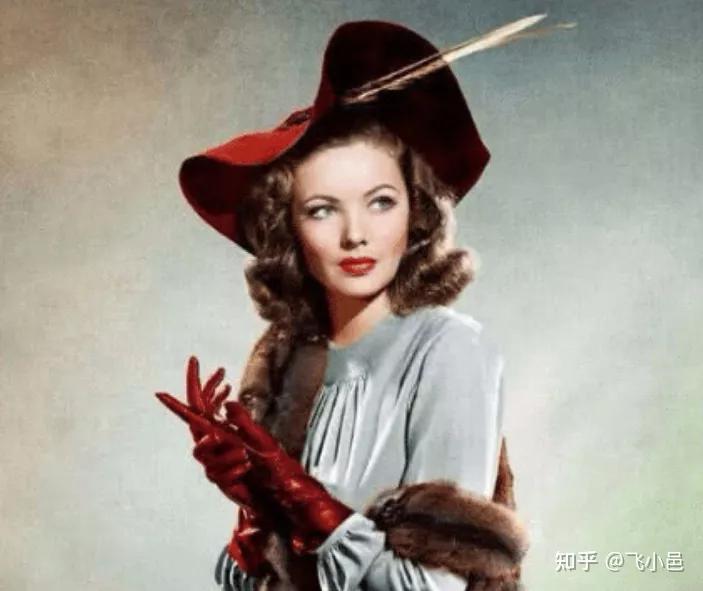 The face is against the sky, with both beauty and talent, the mother of ...