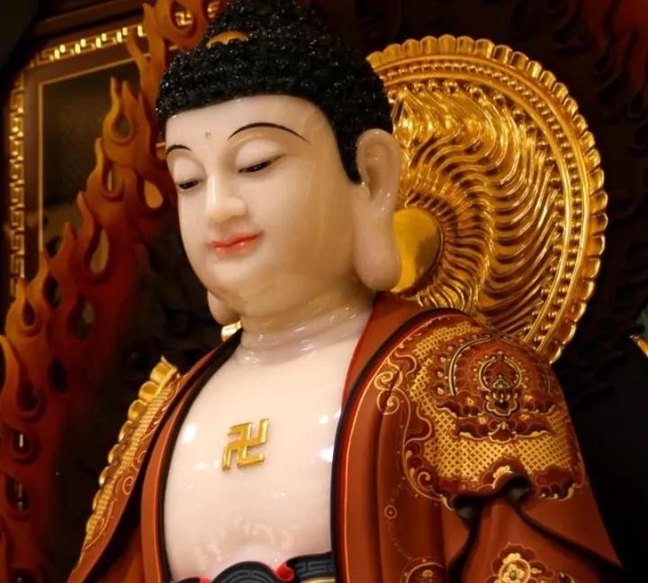 The Character "Swastika" on Buddha Statues and Its Meaning - iMedia