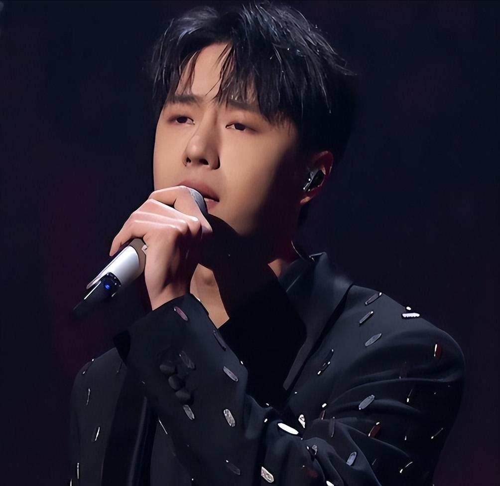 Wang Yibo's fake singing was questioned! Fans whitewashed netizens ...