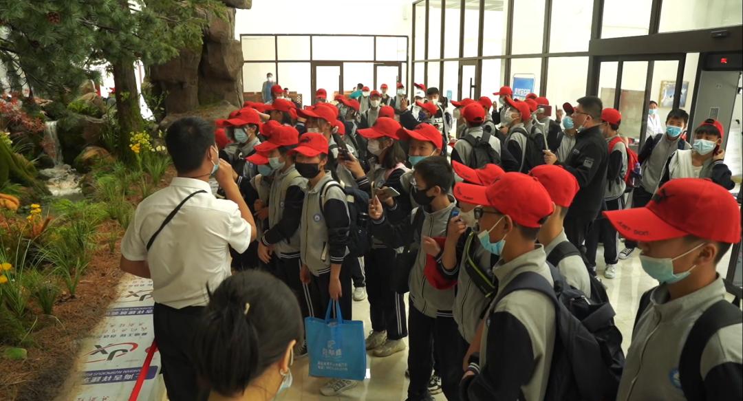 Dunhua Laobai Mountain Primitive Ecological Scenic Area - iNEWS