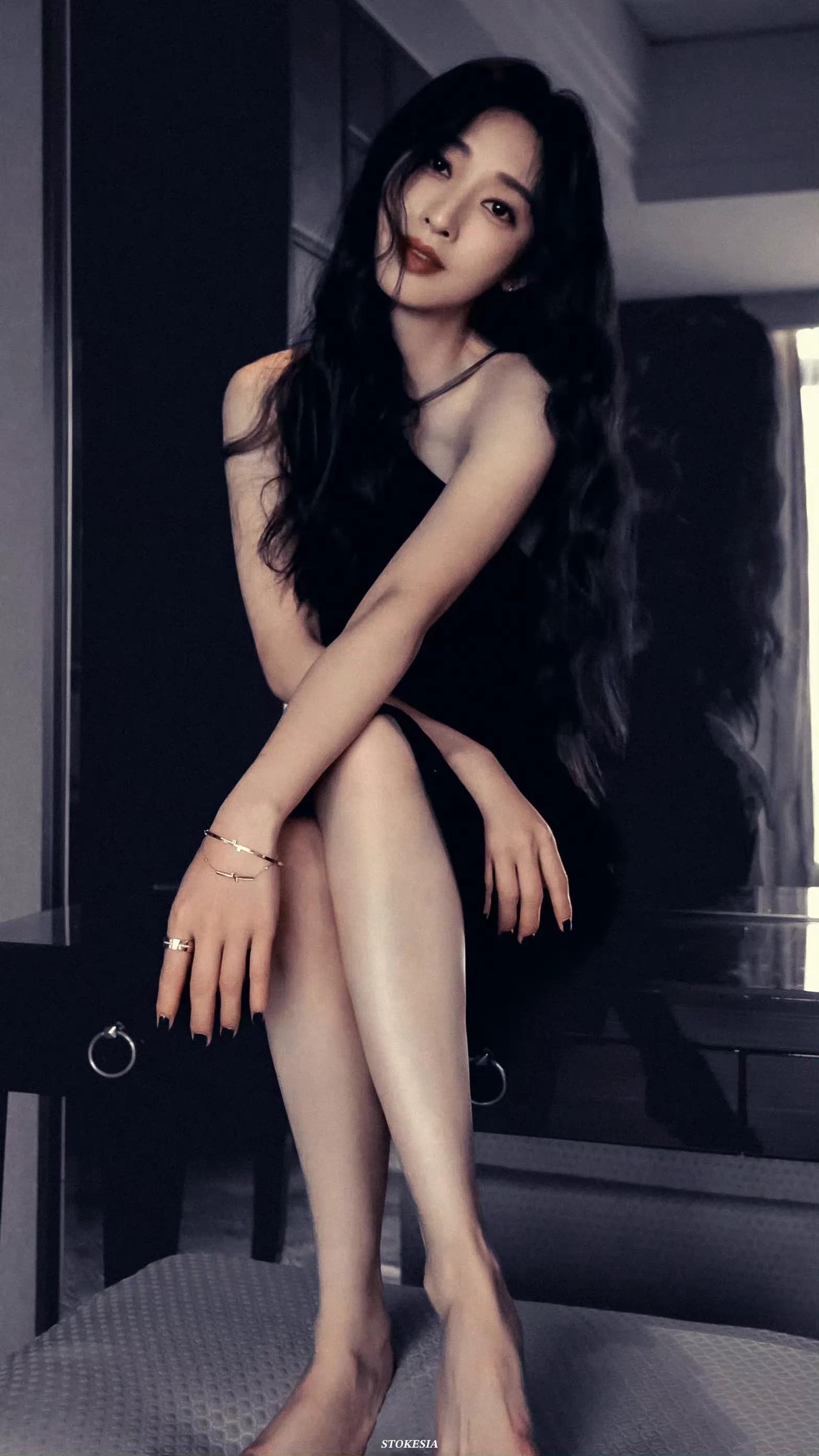 The oppressive goddess Zhang Li - iNEWS