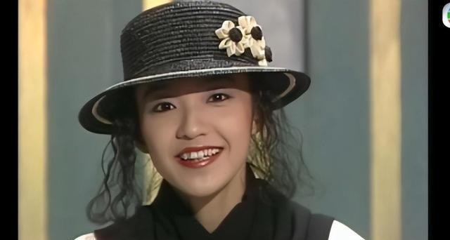 Among the top five female singers with the most platinum records in ...