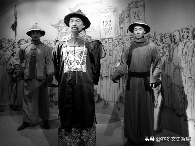 How did Zeng Guofan build a circle of contacts in the officialdom?two paths - iNEWS