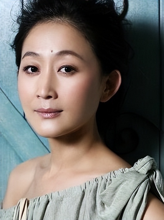 The 6 most "clean" actresses, no plastic surgery, no promiscuity, a ...