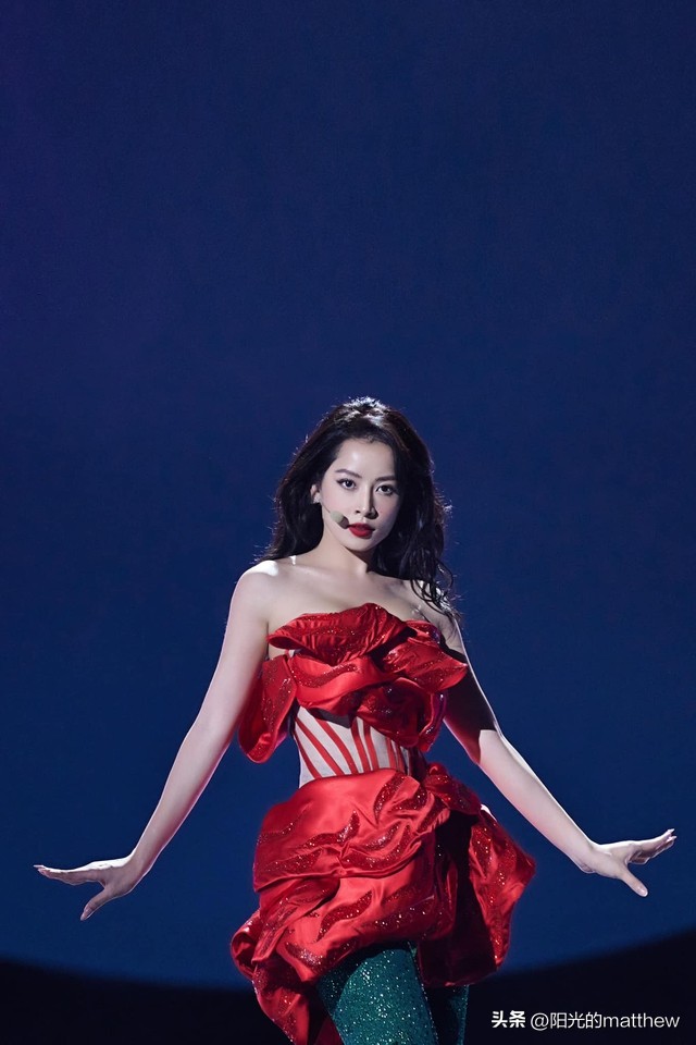 Vietnamese singer Zhi Fu appeared on the stage of "2023 Riding the Wind ...