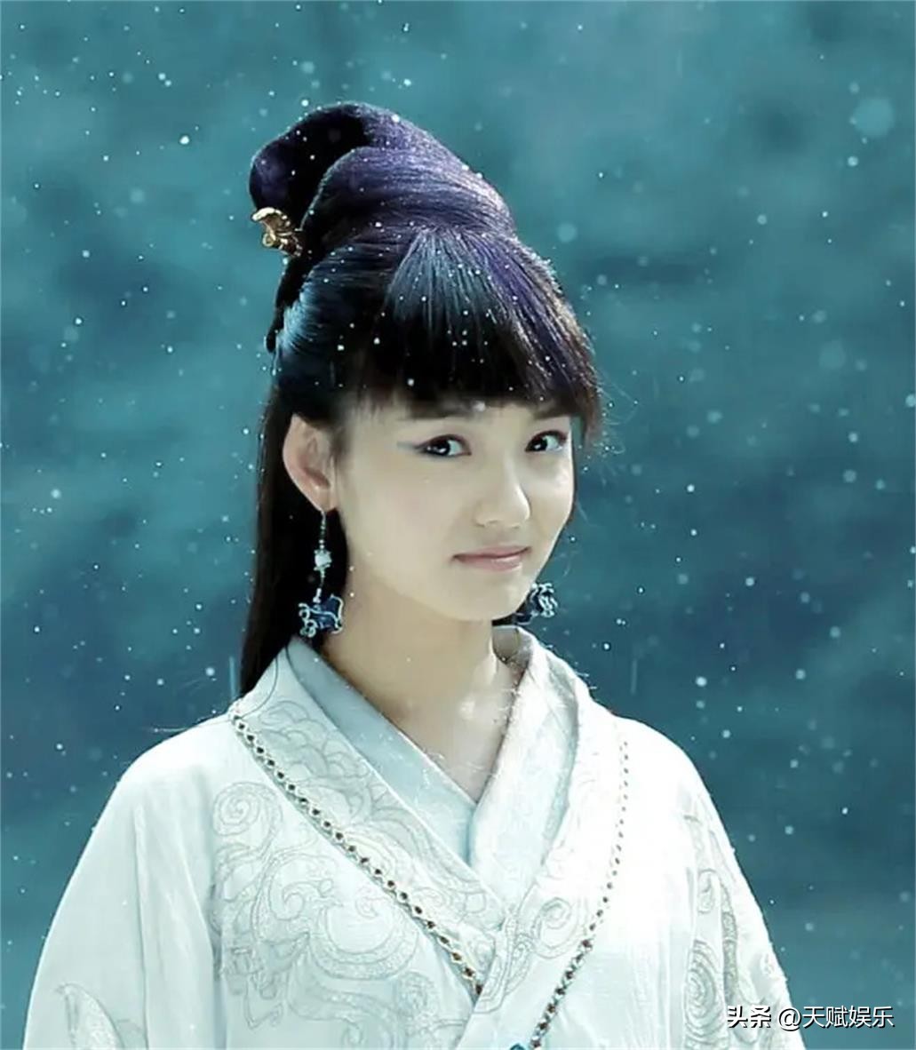 Look at the photo of film and television actress Lin Yuan in the 38 ...