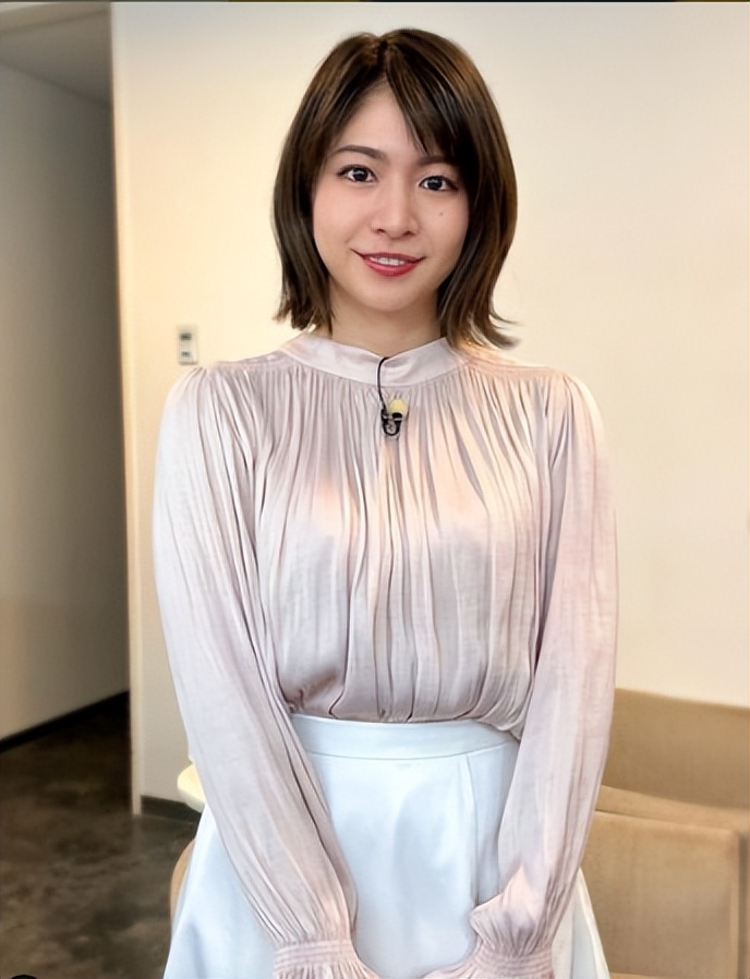 Refreshing and refined, Nippon Radio and TV host with a body that looks ...