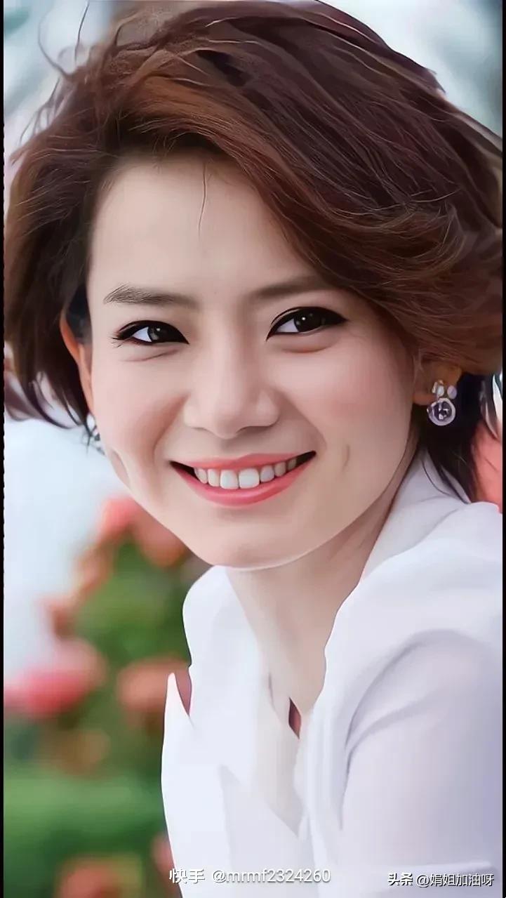 Share pictures, Qi Wei, the goddess of temperament - iNEWS