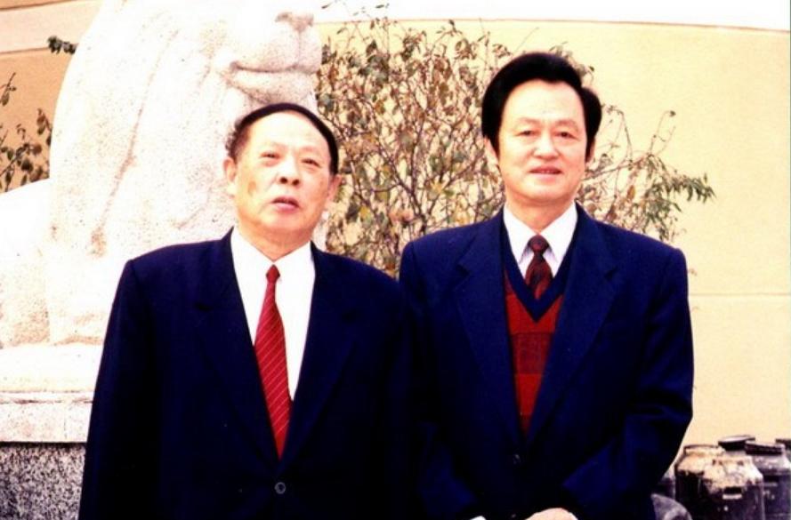 He Yi: He Zizhen's sister, Mao Zetan's beloved wife, and his son He Lu ...