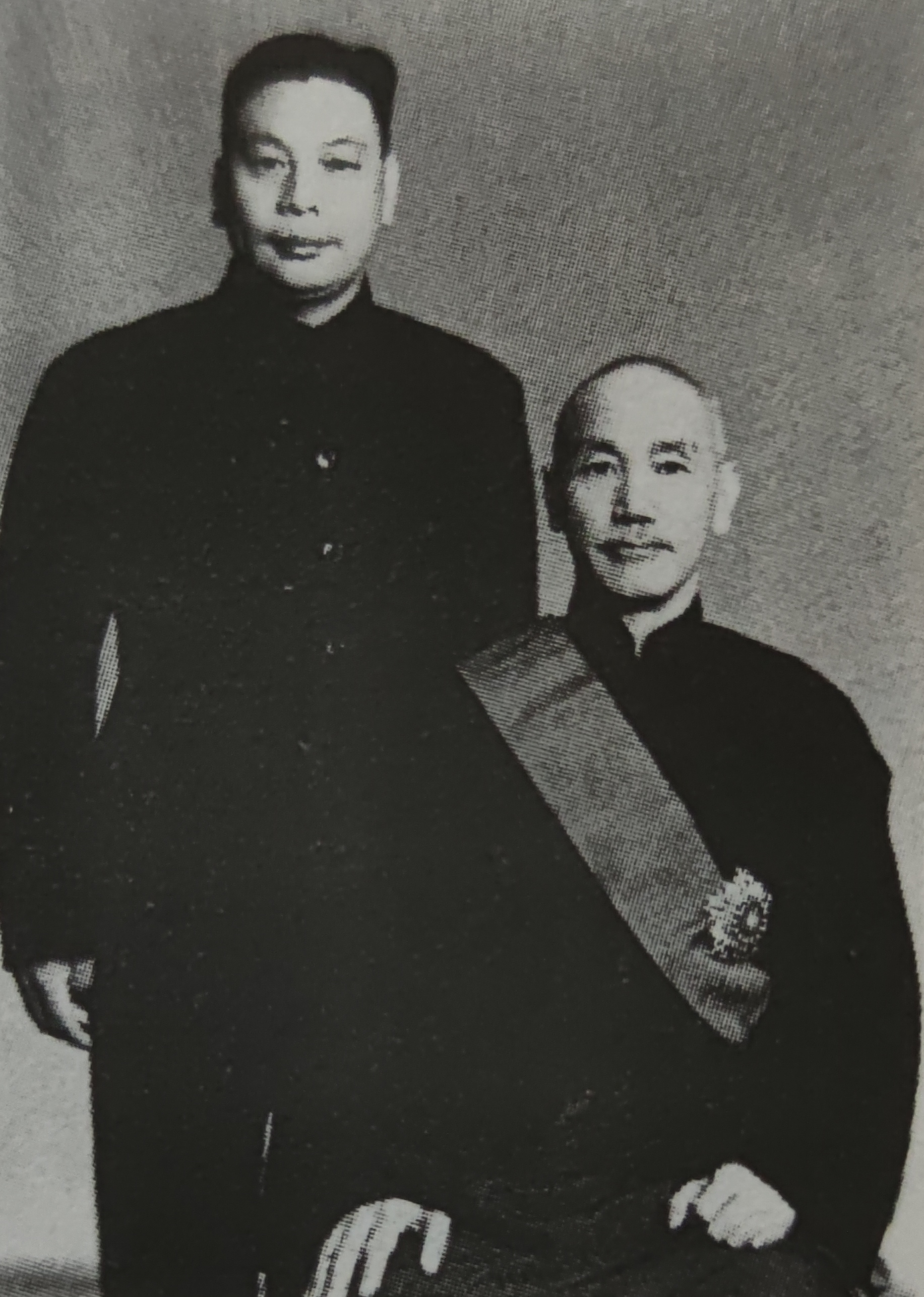 Chiang Kai-shek's tragic experience before retreating to Taiwan: "taste ...