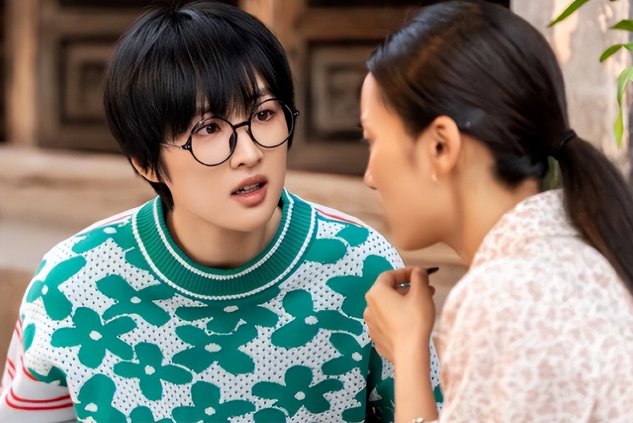 Li Xian ran into Yao Anna at the airport and called out Xie Qin, Yao ...