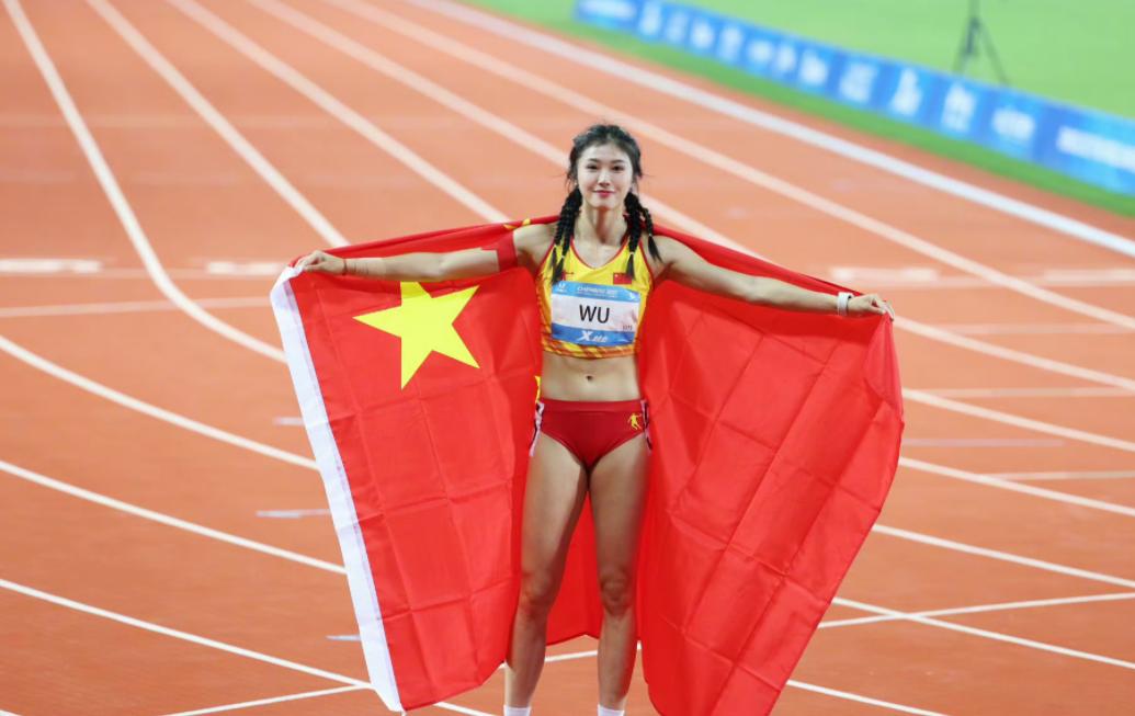 Tears ran! Track and field goddess Wu Yanni shed tears when she reached ...