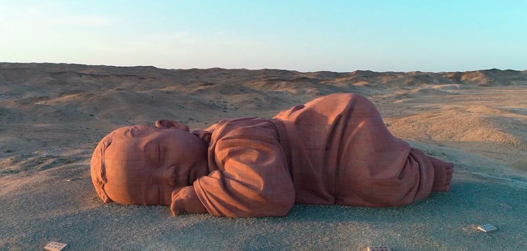 Traveling thousands of miles just to see you Guazhou Gobi International ...