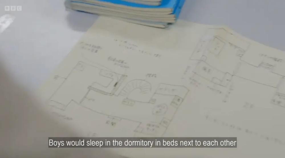 The "Father of Idols" of a generation, a mythical pervert - iNEWS