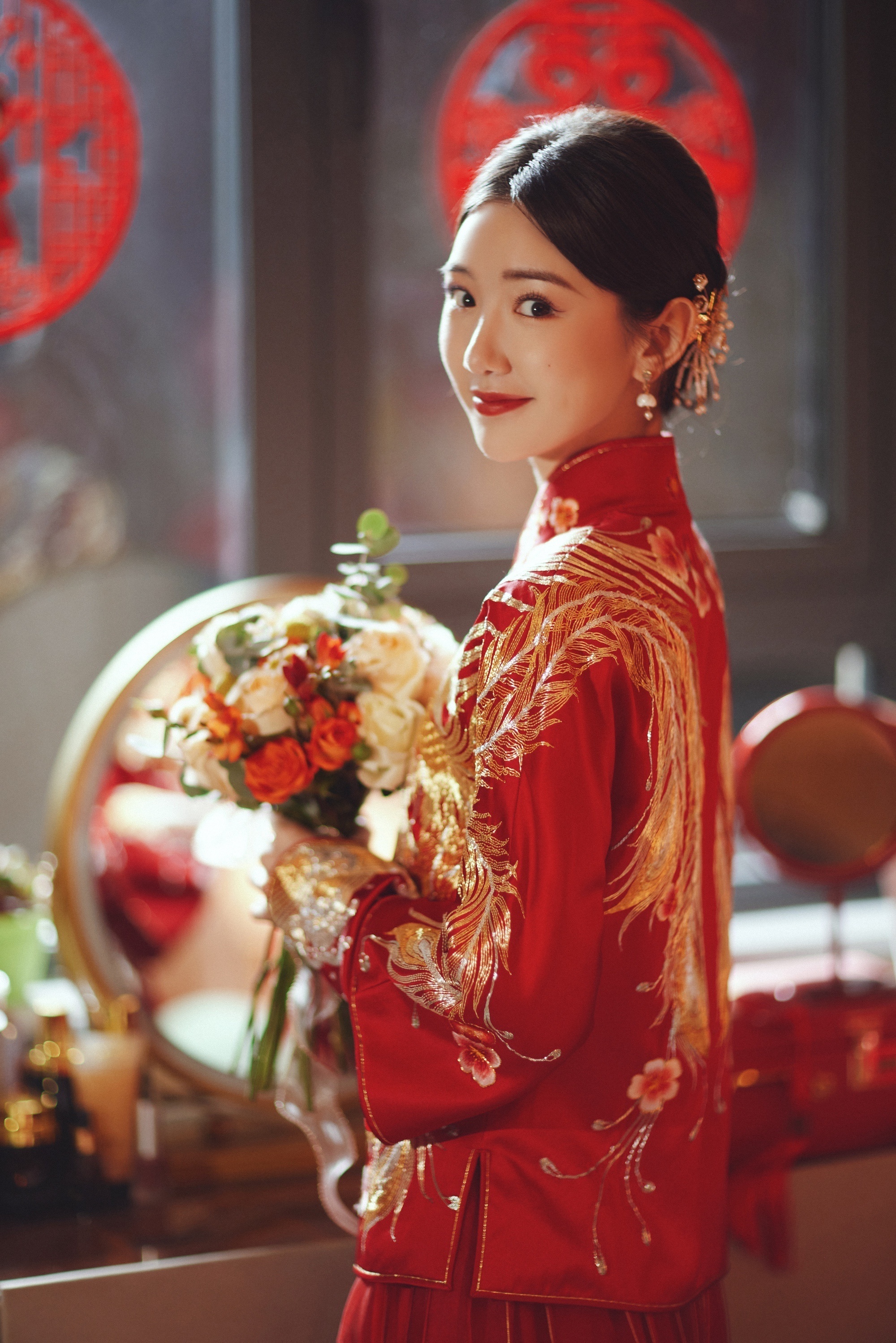 I especially like the Chinese wedding stills of Mao Xiaotong and Wang ...