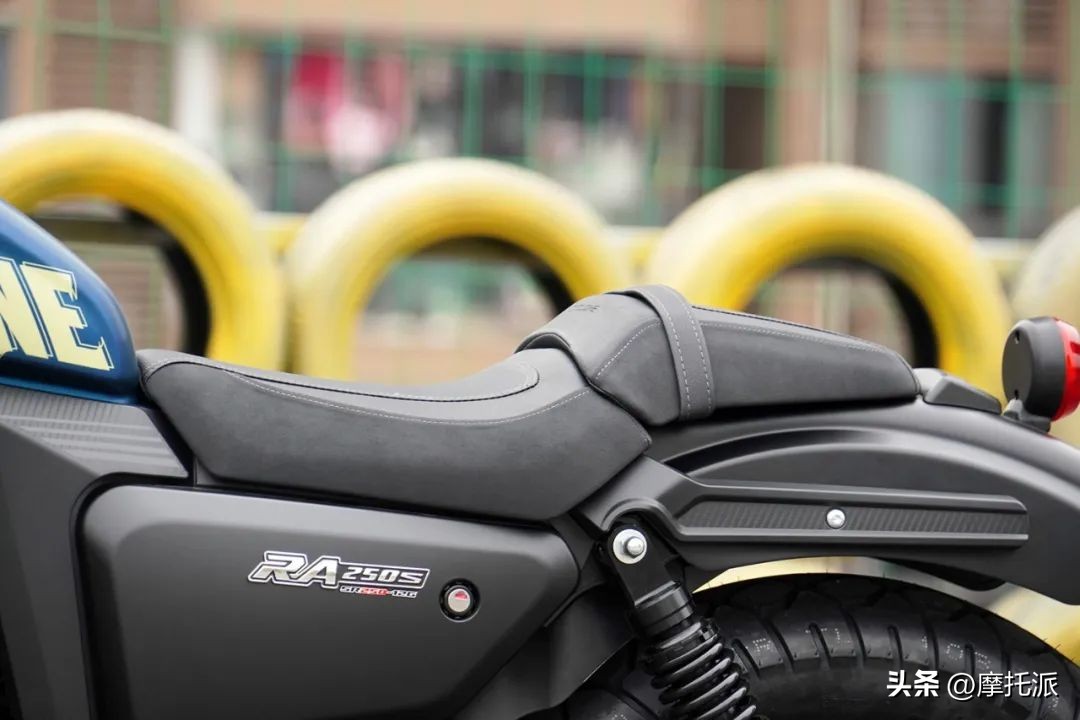 The essence of American retro cruising, the new Cyclone RA250 can ...