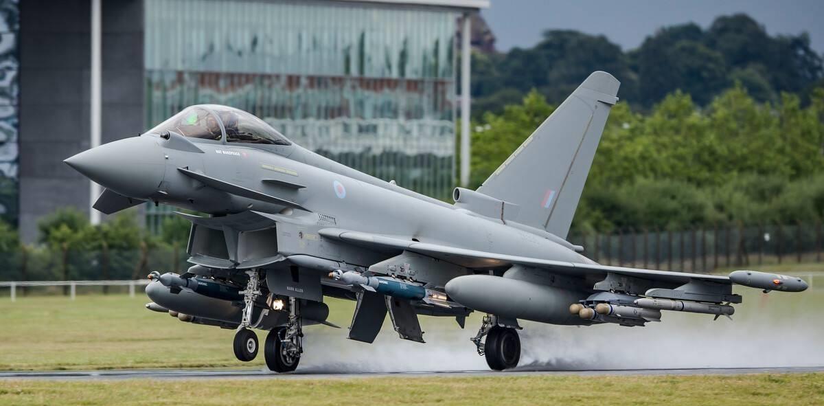 Is Pakistani Railway going to give up the J-35 and choose Türkiye's TFX ...