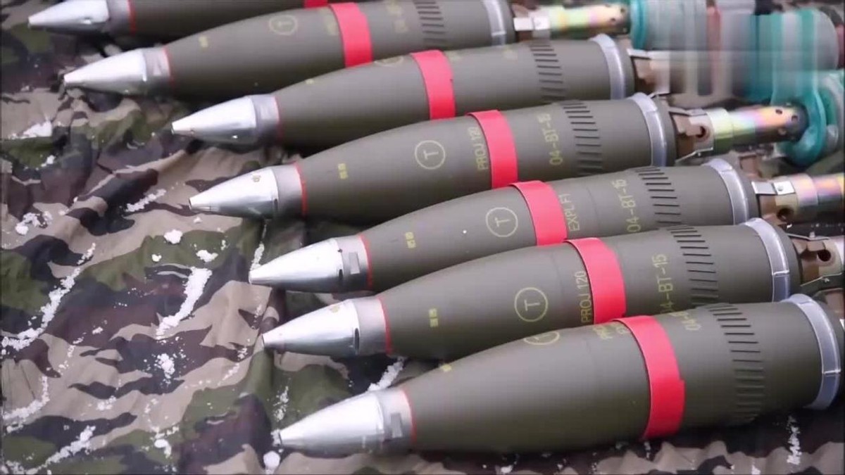 China's 120mm self-propelled mortar can fire French shells. What's ...