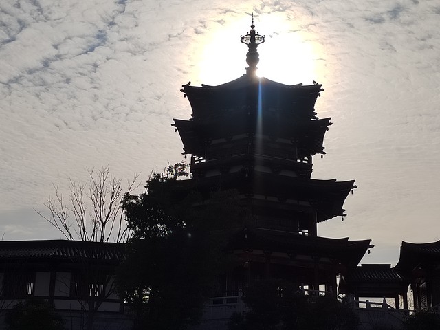 Xihe, mother of the sun, wife of Emperor Jun - iNEWS