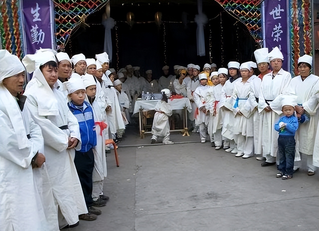 "Embracing the Funeral" - Standardizing the Funeral Procedures (4th ...