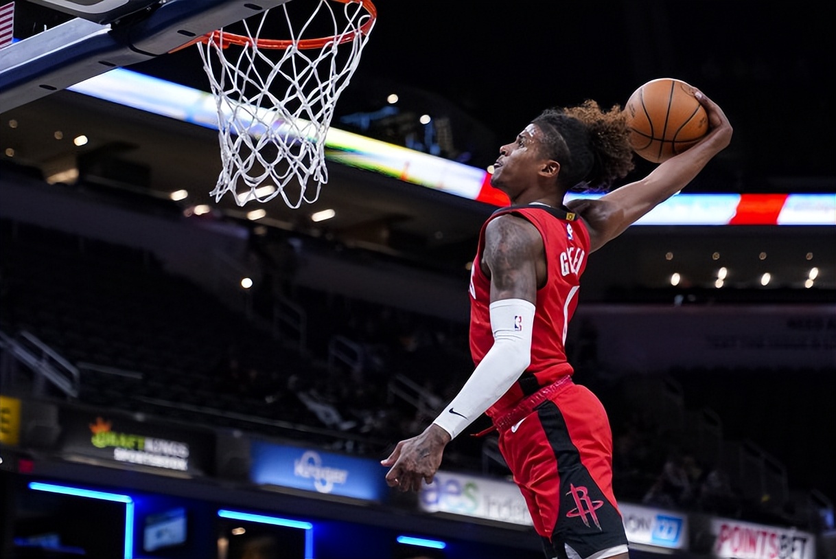 22 points + dizzy Paul George!Rockets rising star may become the ...