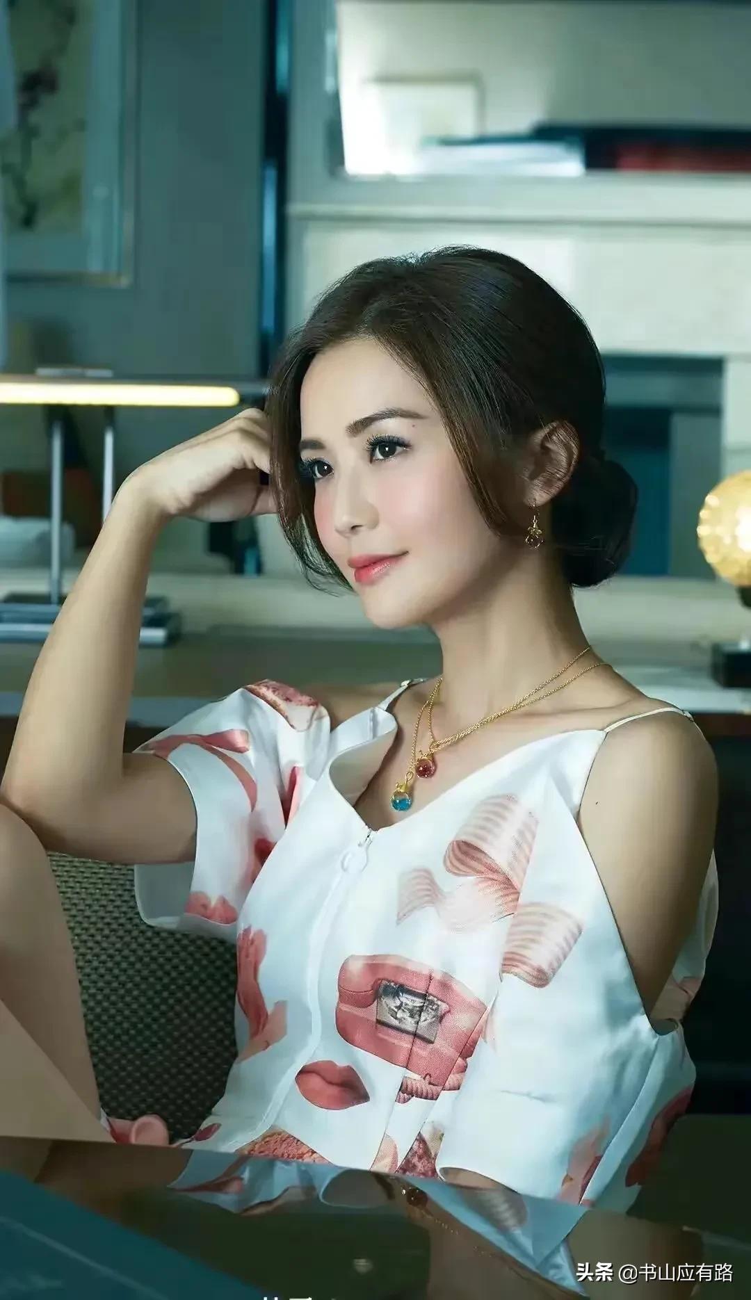 Charlene Choi: Stunning Fashion Photo - iNEWS