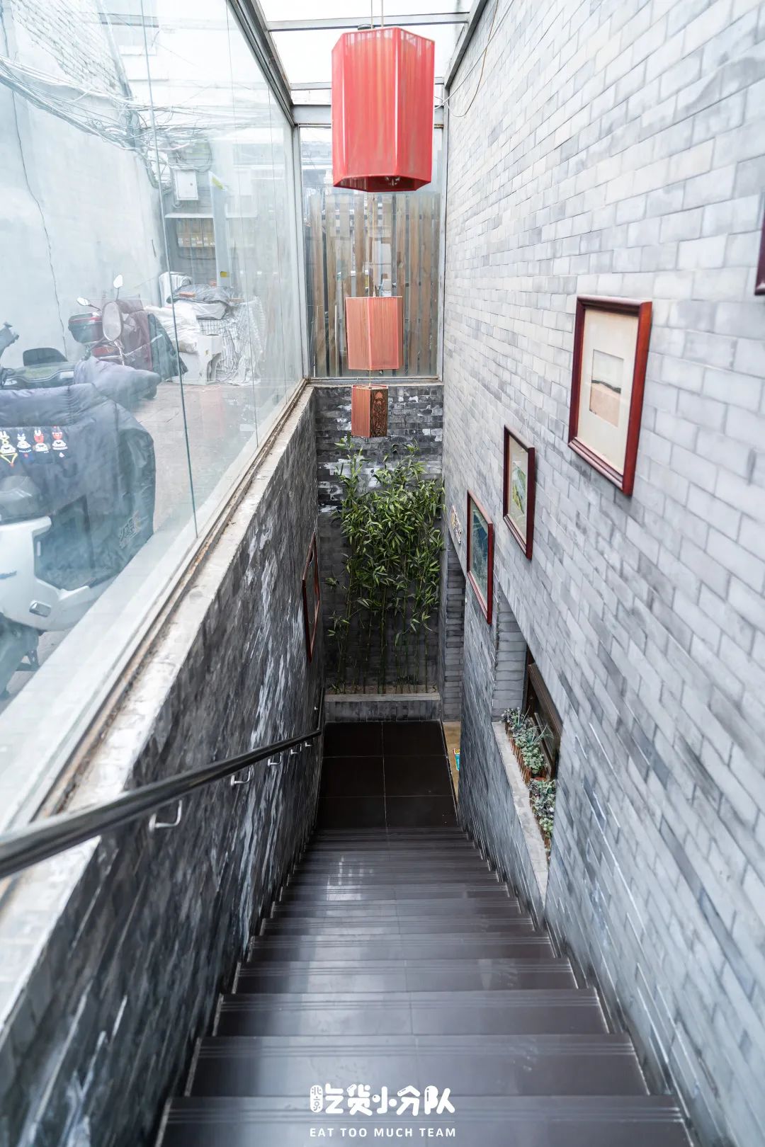 Beijing's most aggrieved Beijing office is hidden in the basement of a ...