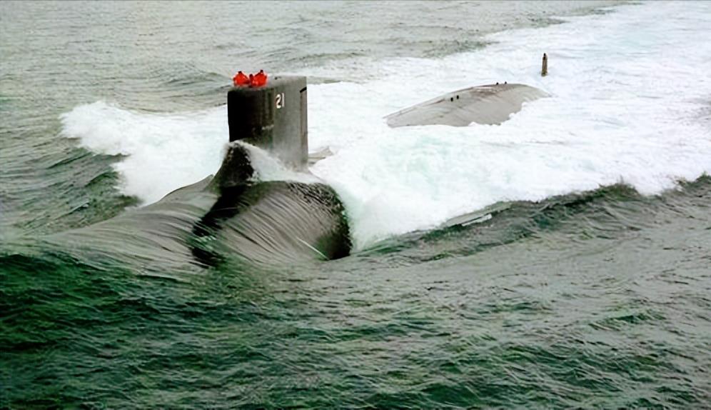 The diving depth of Chinese, American and Russian nuclear submarines is ...