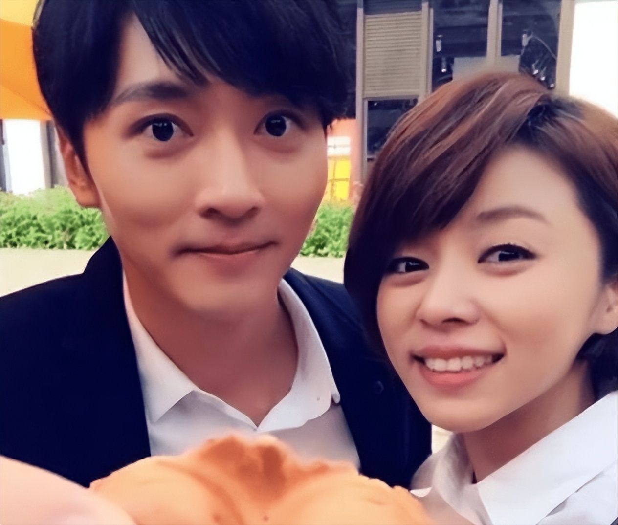 17 days after Ai Cheng's death, "pillow man" Wang Tong had a happy ...