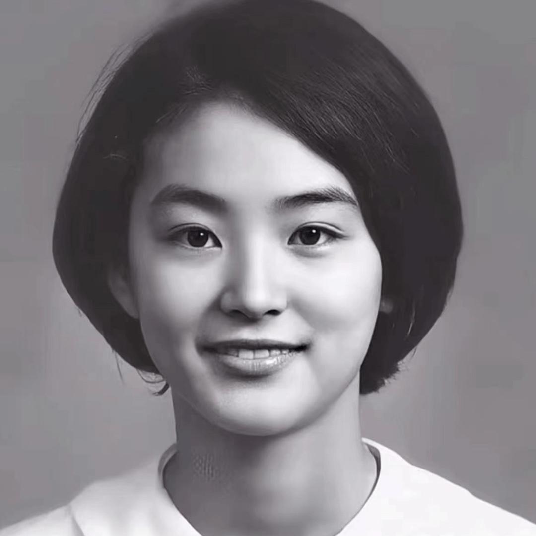 68-year-old Lin Qingxia suspected that she did not wear underwear to cause controversy. - iMedia