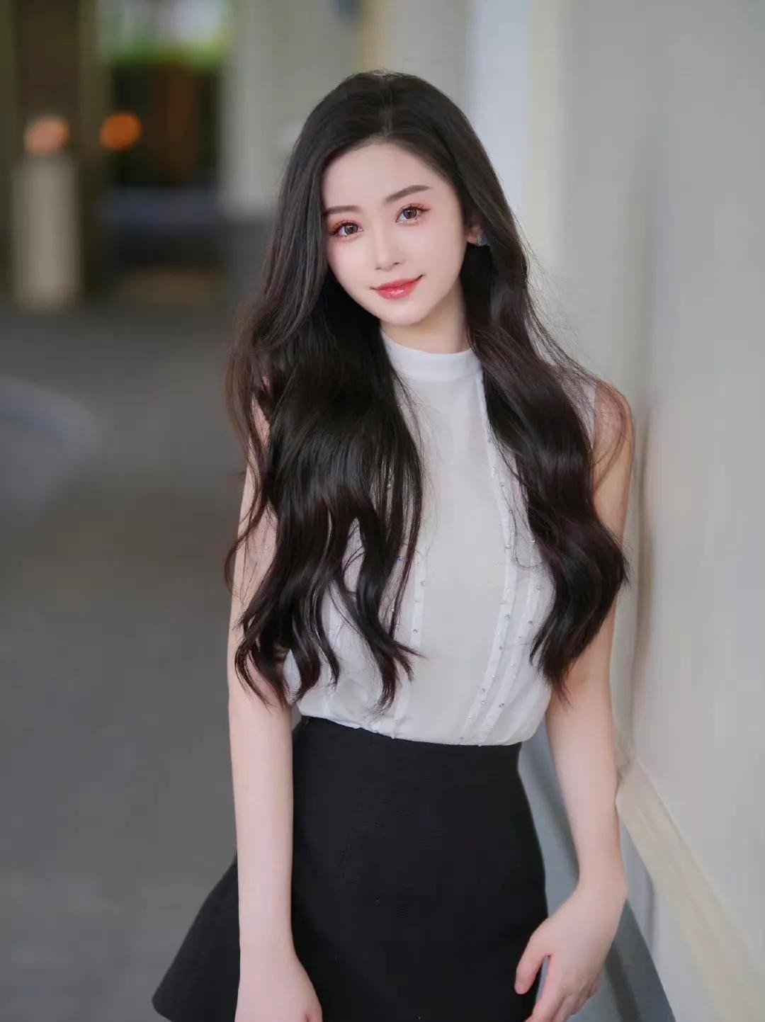 Unexpectedly, Ye Ke became Yang Ying's "noble man" and turned over as ...