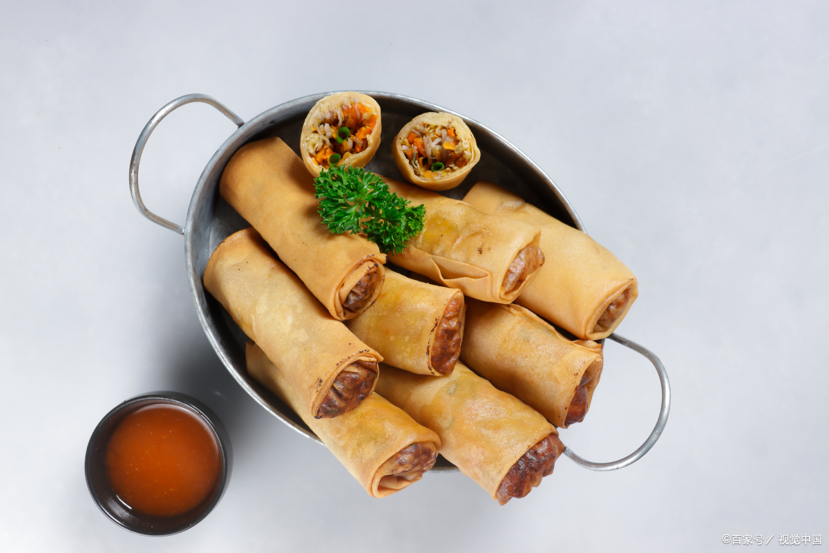 Crispy and delicious, nutritious and delicious! Spring rolls are a must ...