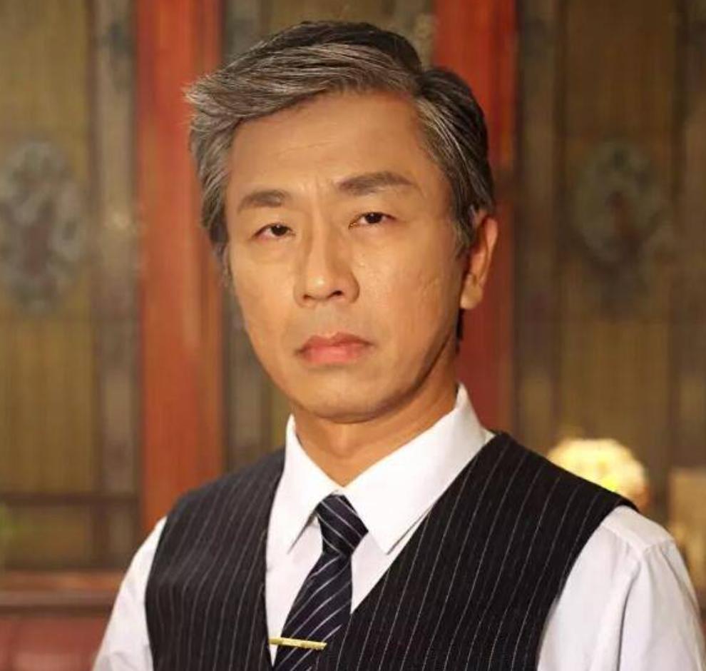 41-year-old Du Xinglin: married 72-year-old director Zhang Jizhong, and ...