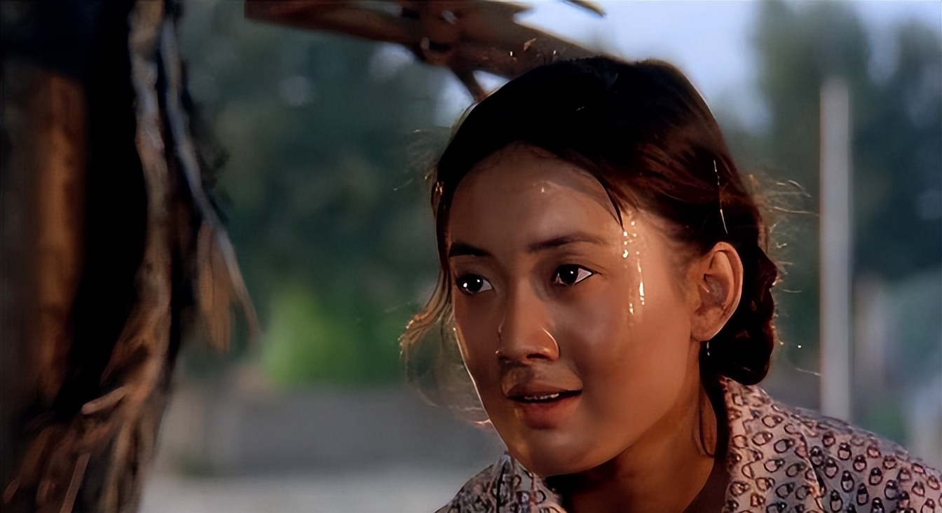 Niu Li: Married to an "outsider" who was 7 years older than her at the ...