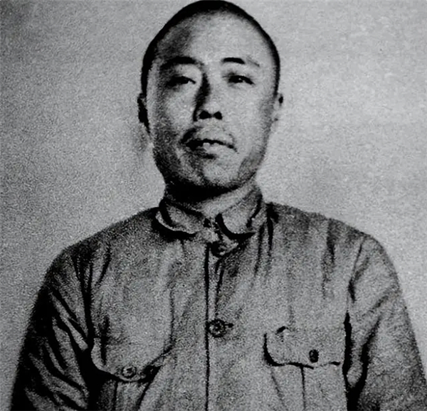 During the three-year guerrilla war, there appeared a person who was ...