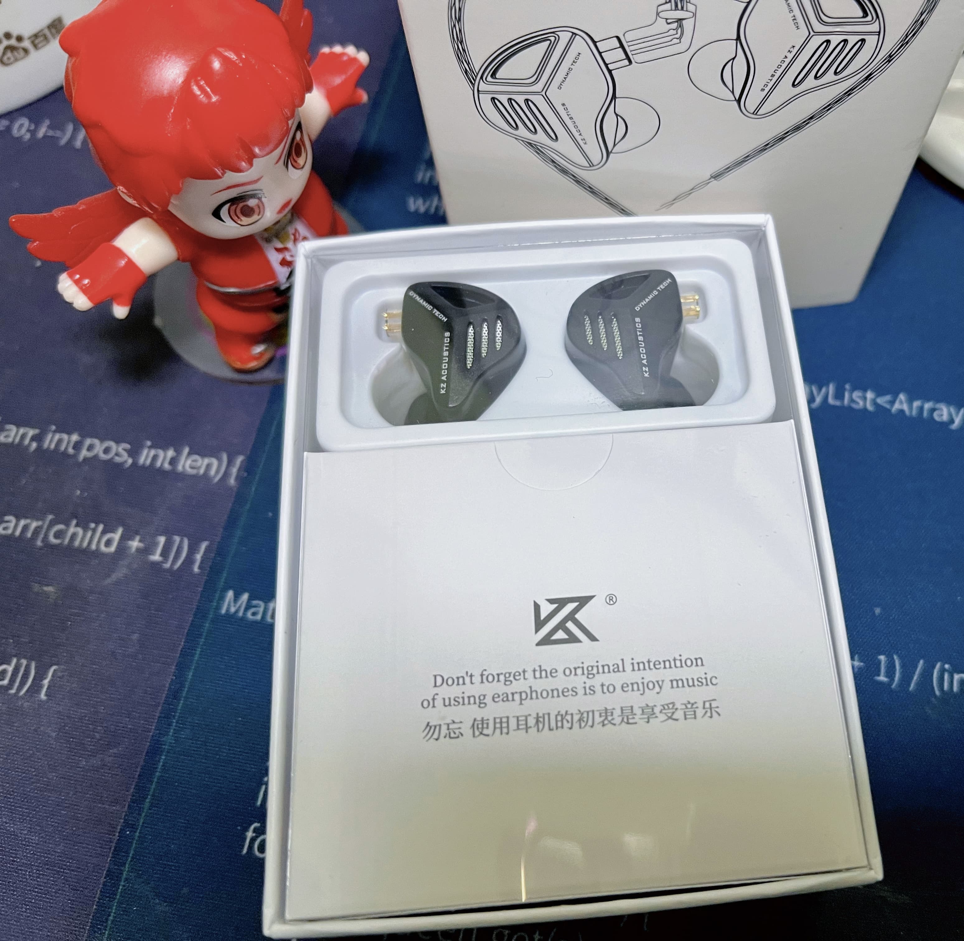 Is it necessary to start wired headphones in 2023? KZ ZVX wired HiFi headphones, give you the ...